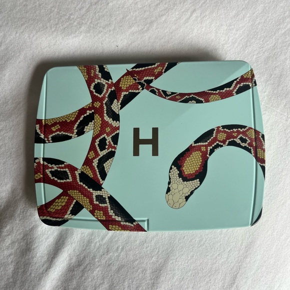 Hourglass | Makeup | Euc Hourglass Snake Palette | Poshmark